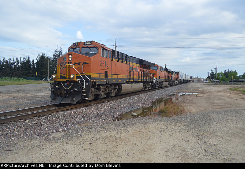 BNSF 3818